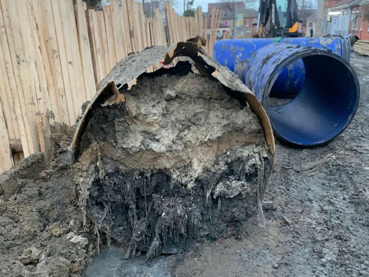 В Таганроге на ремонт коллекторов в 2024 году выделили более 800 миллионов рублей » DonDay ...